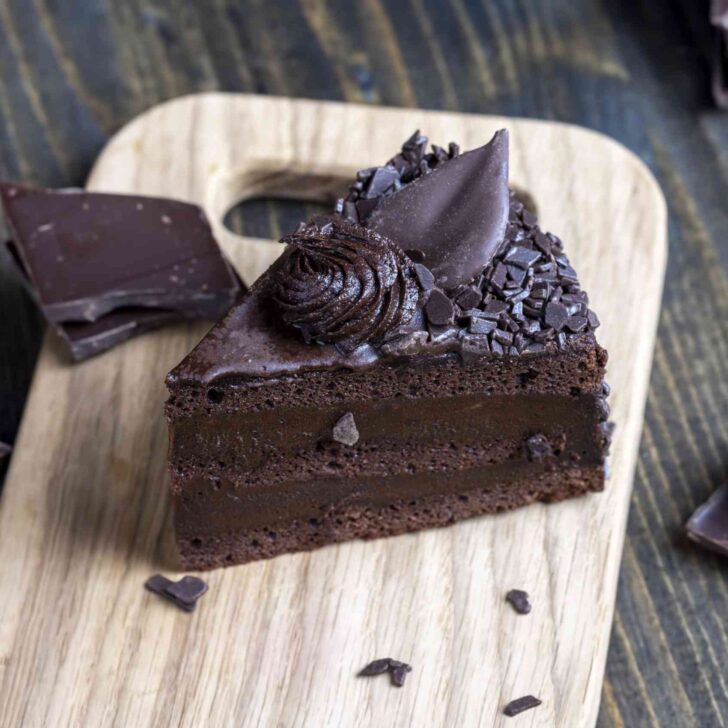 Linda’s Fudge Cake Recipe