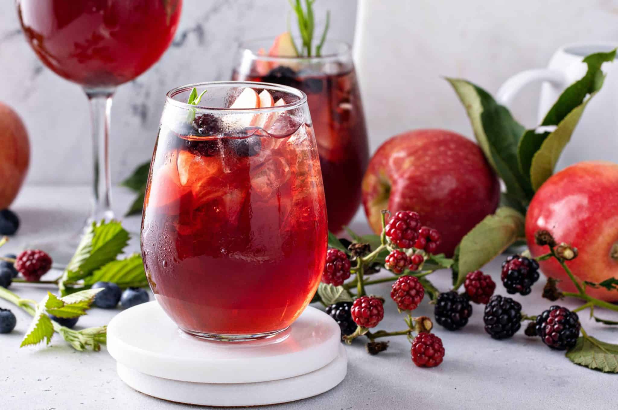 Applebee’s Red Apple Sangria Recipe