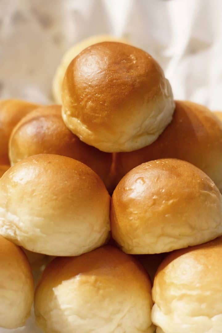 Cracker Barrel Yeast Rolls Recipe